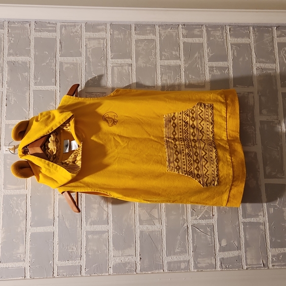 Disney | Tops | Disney Simba Hoodie | Poshmark